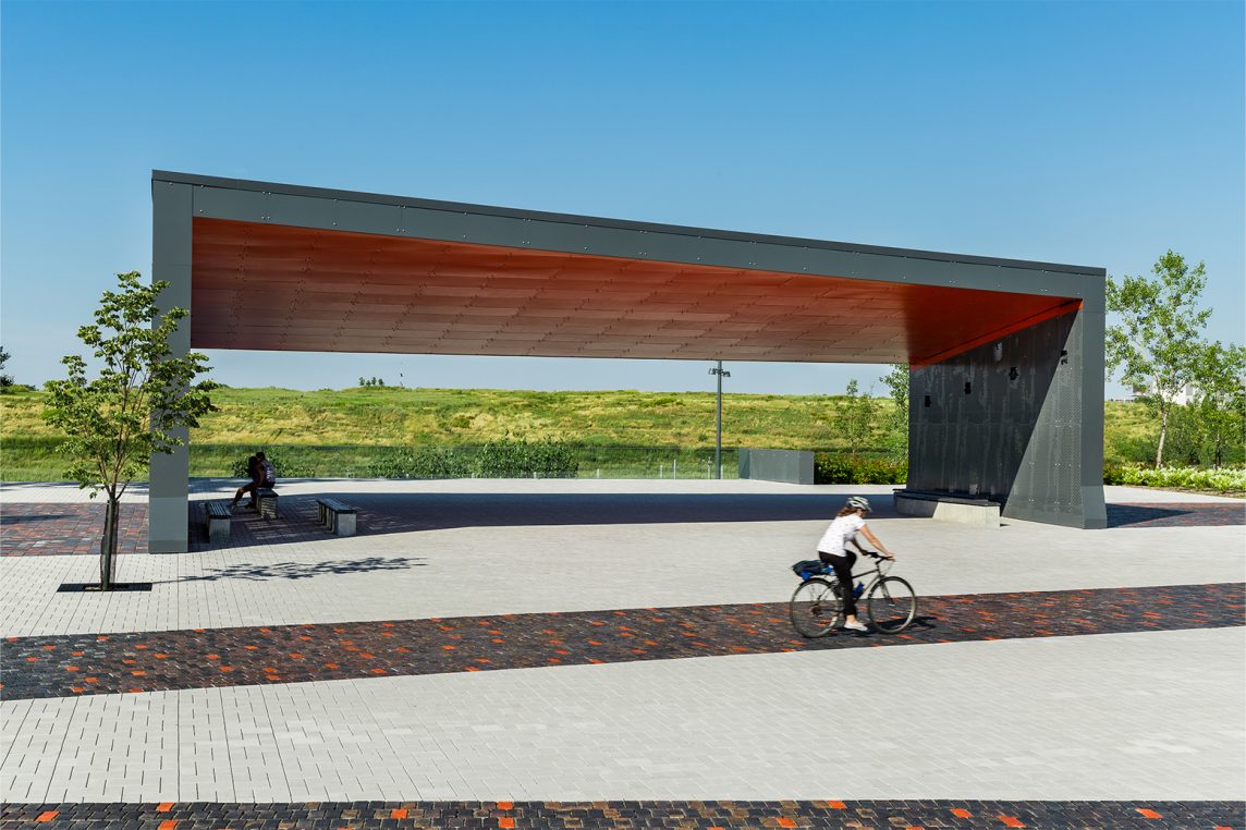 Parvis du parc Frédéric-Back – Groupe BC2